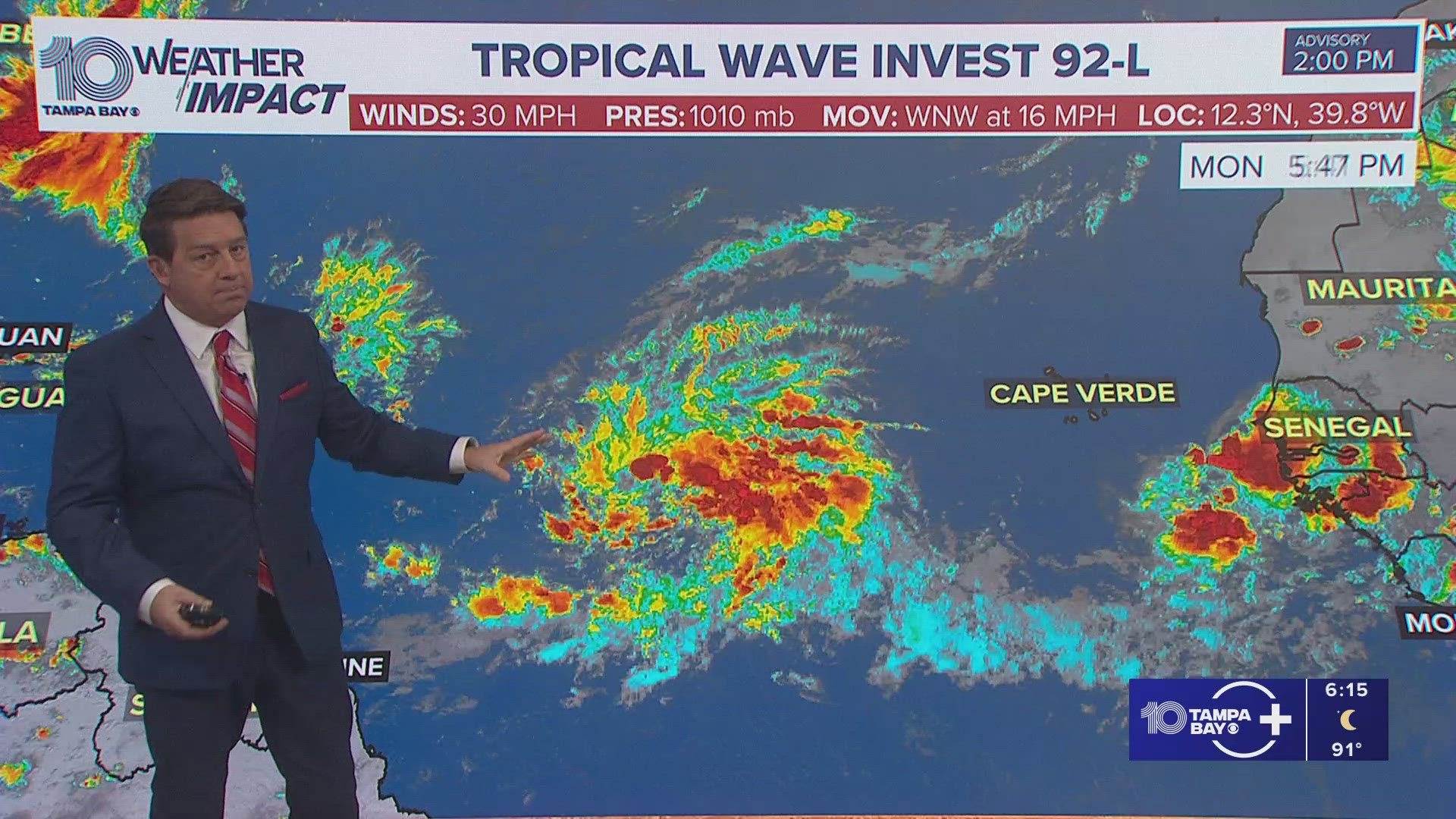 Tracking the Tropics: National Hurricane Center watching wave off ...