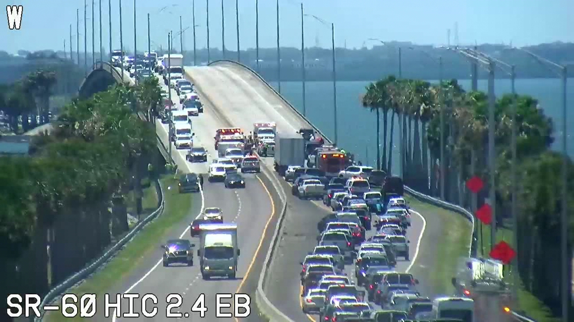 Courtney Campbell Causeway crash leaves 4 injured | wtsp.com