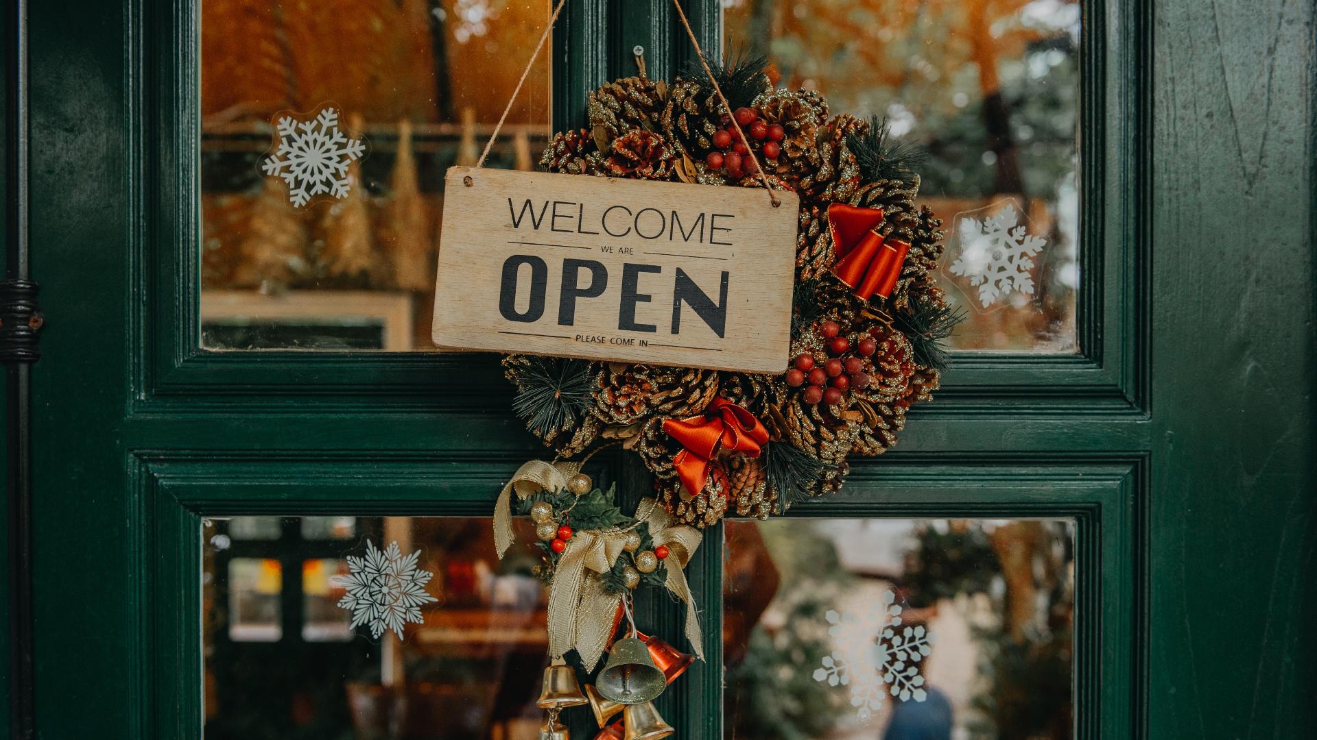 List: Restaurants open for Christmas near me | wtsp.com