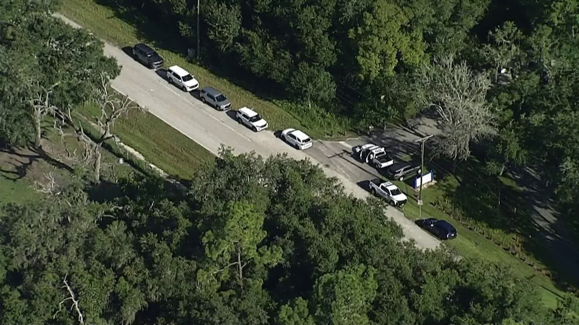 Pastor Henry Lyons ousted again amid fraud accusations | wtsp.com