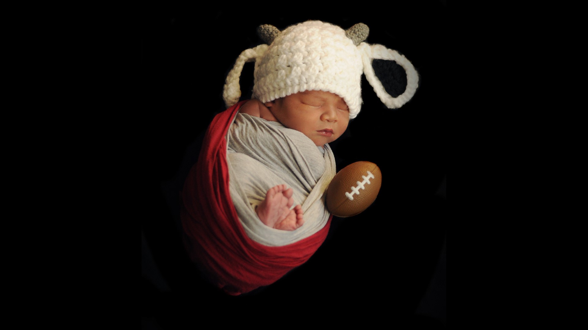 Tampa Bay Buccaneers introduce Bucs babies on NFL Draft Day 2022 | wtsp.com