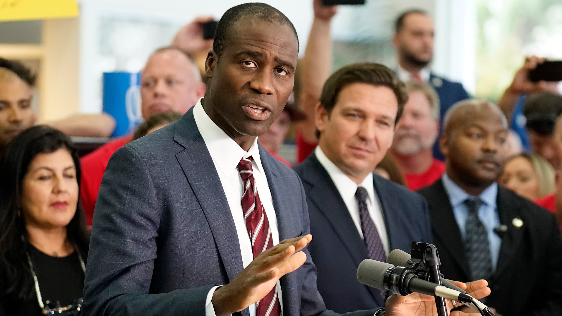 DeSantis, first lady hold news conference with Surgeon General Ladapo ...