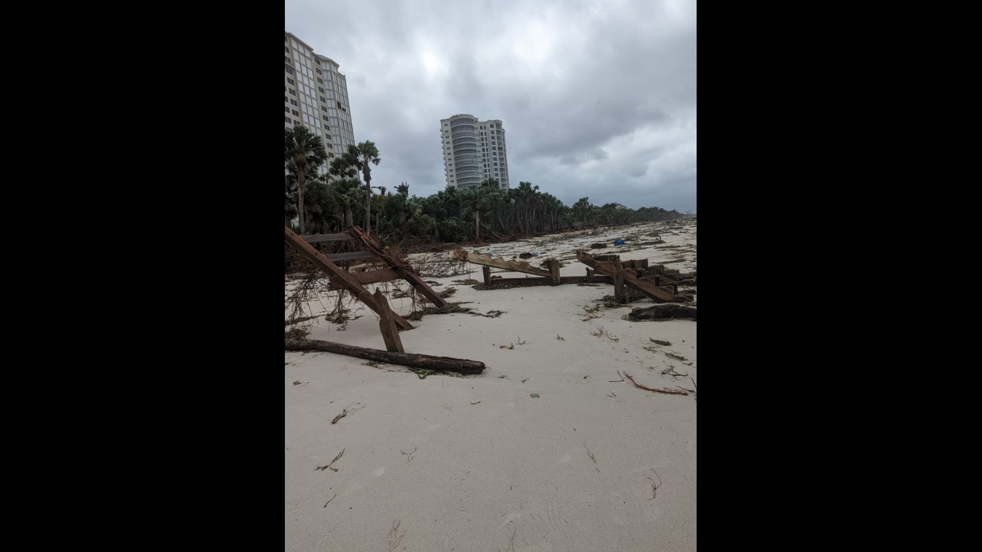 PHOTOS: Aftermath left behind in Naples, Florida following Hurricane ...