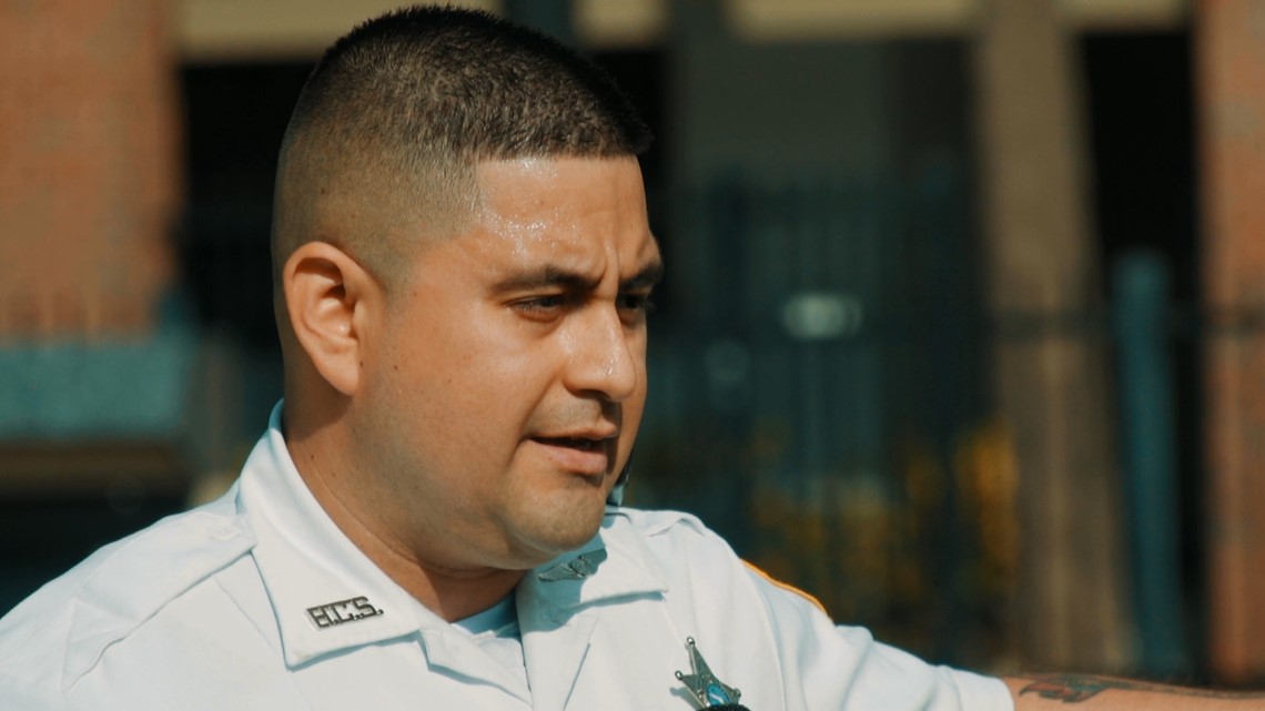 Florida deputy recalls stopping stolen truck with kids inside | wtsp.com