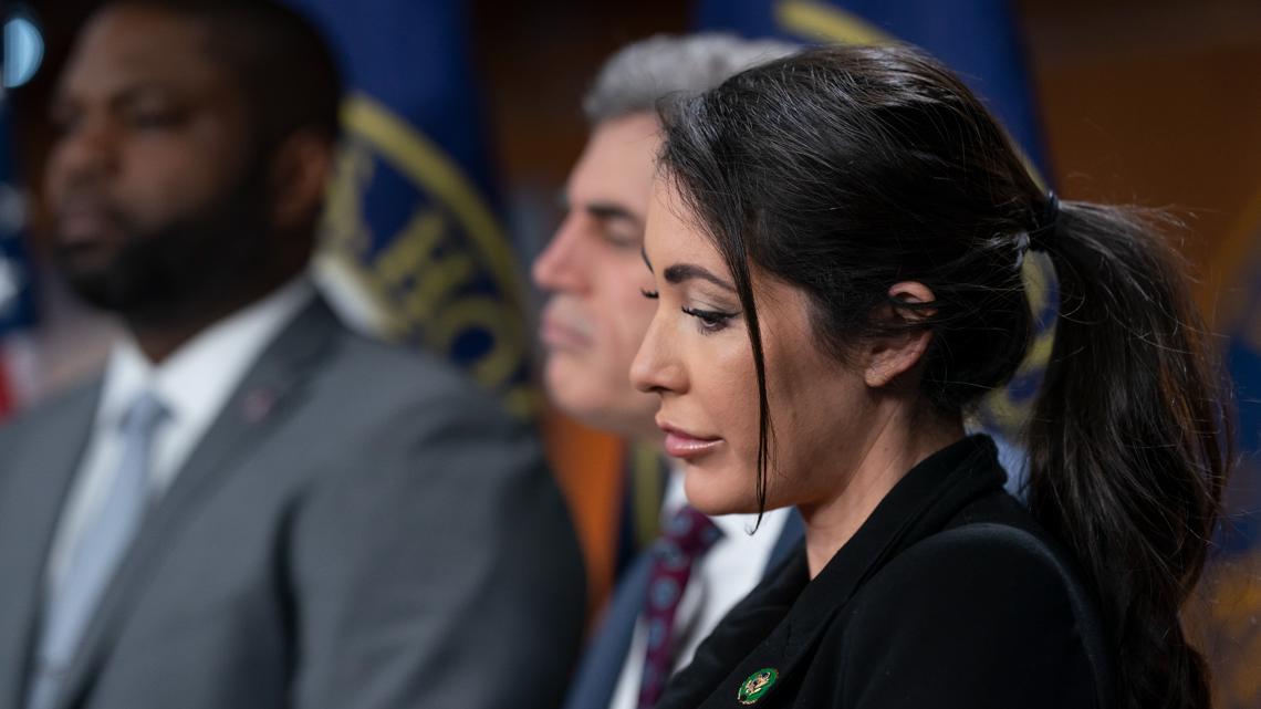 How did Congress representatives from Florida vote on the bill to end ...