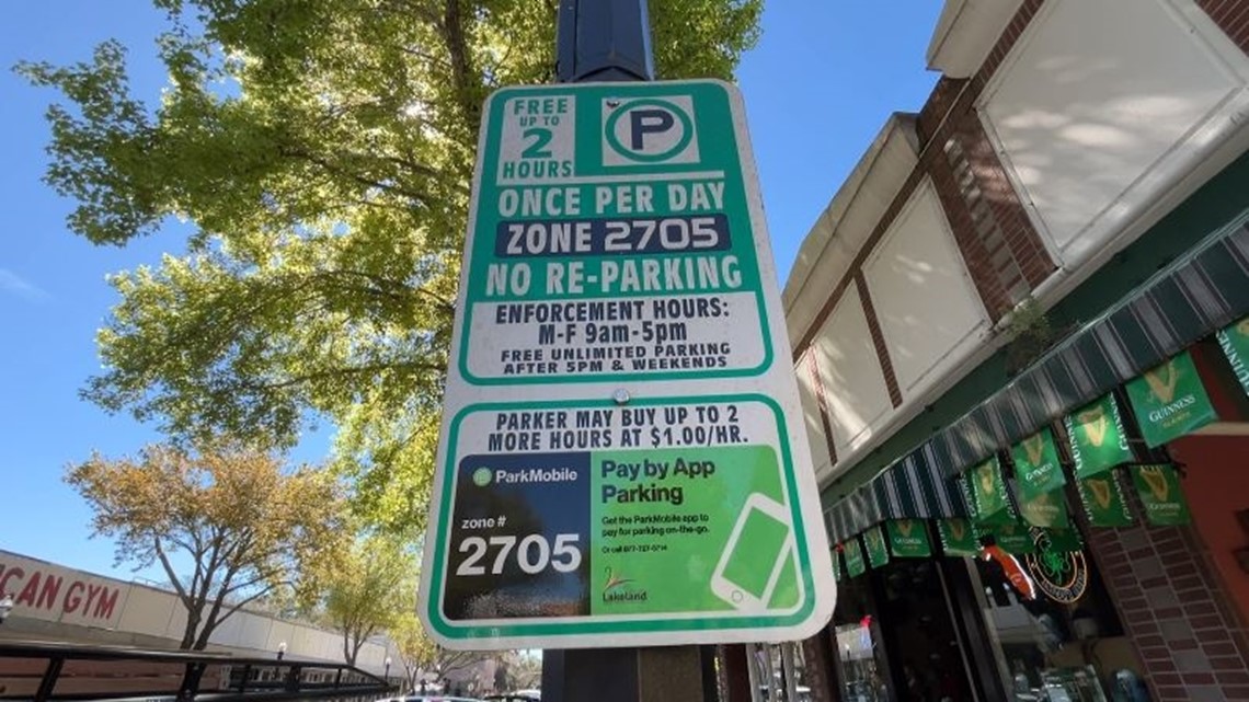 Lakeland leaders may start charging for downtown parking | wtsp.com