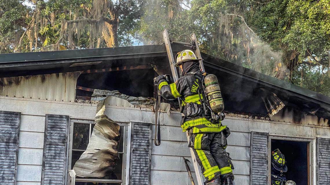 Hillsborough firefighters fight Brandon house fire in 20 minutes | wtsp.com