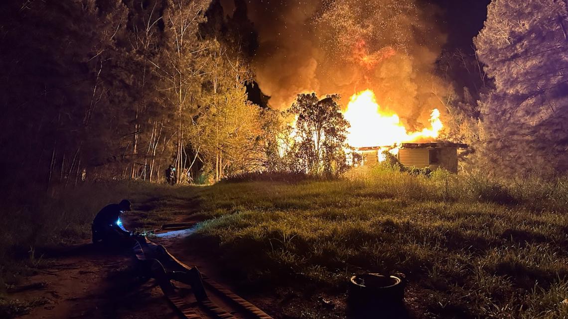 Abandoned home destroyed by fire; traffic impacted by fire crews | wtsp.com