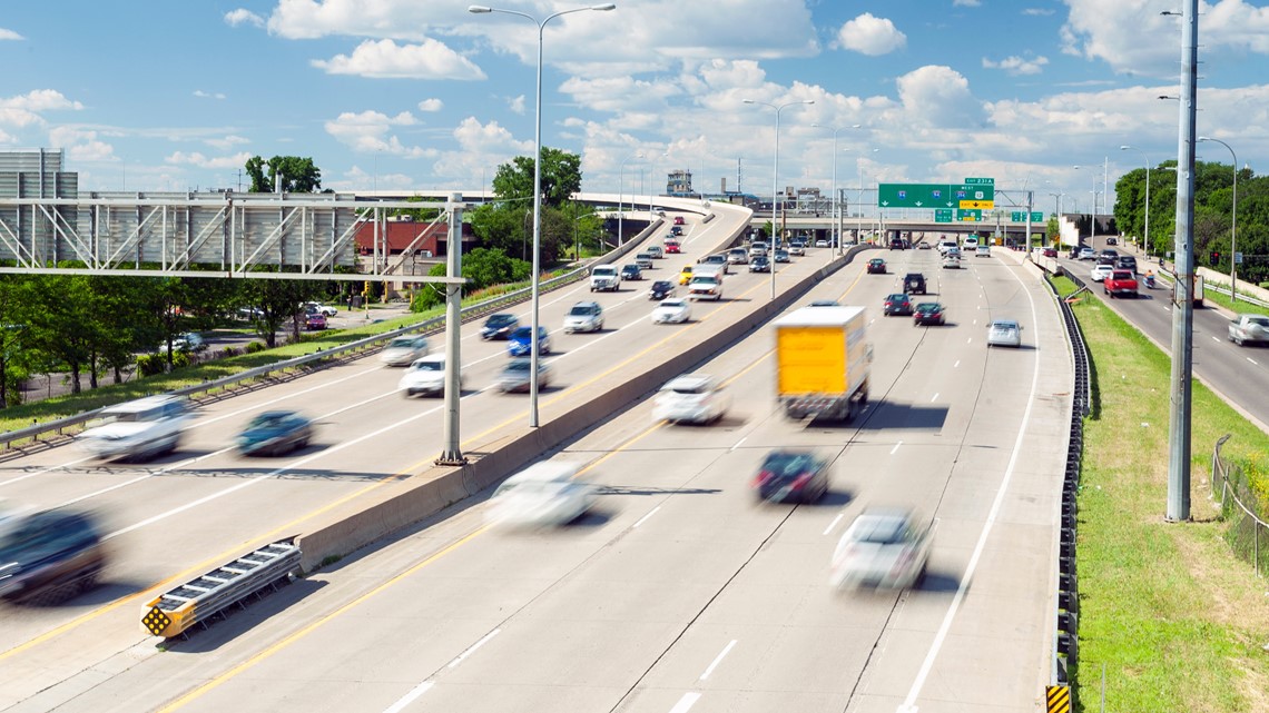 Bill to penalize left lane drivers proposed in Florida | wtsp.com
