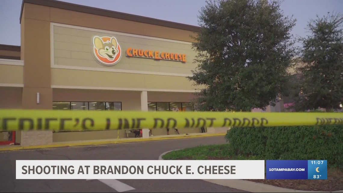 Car crashes into Brandon Chuck E. Cheese while shooting occurred ...