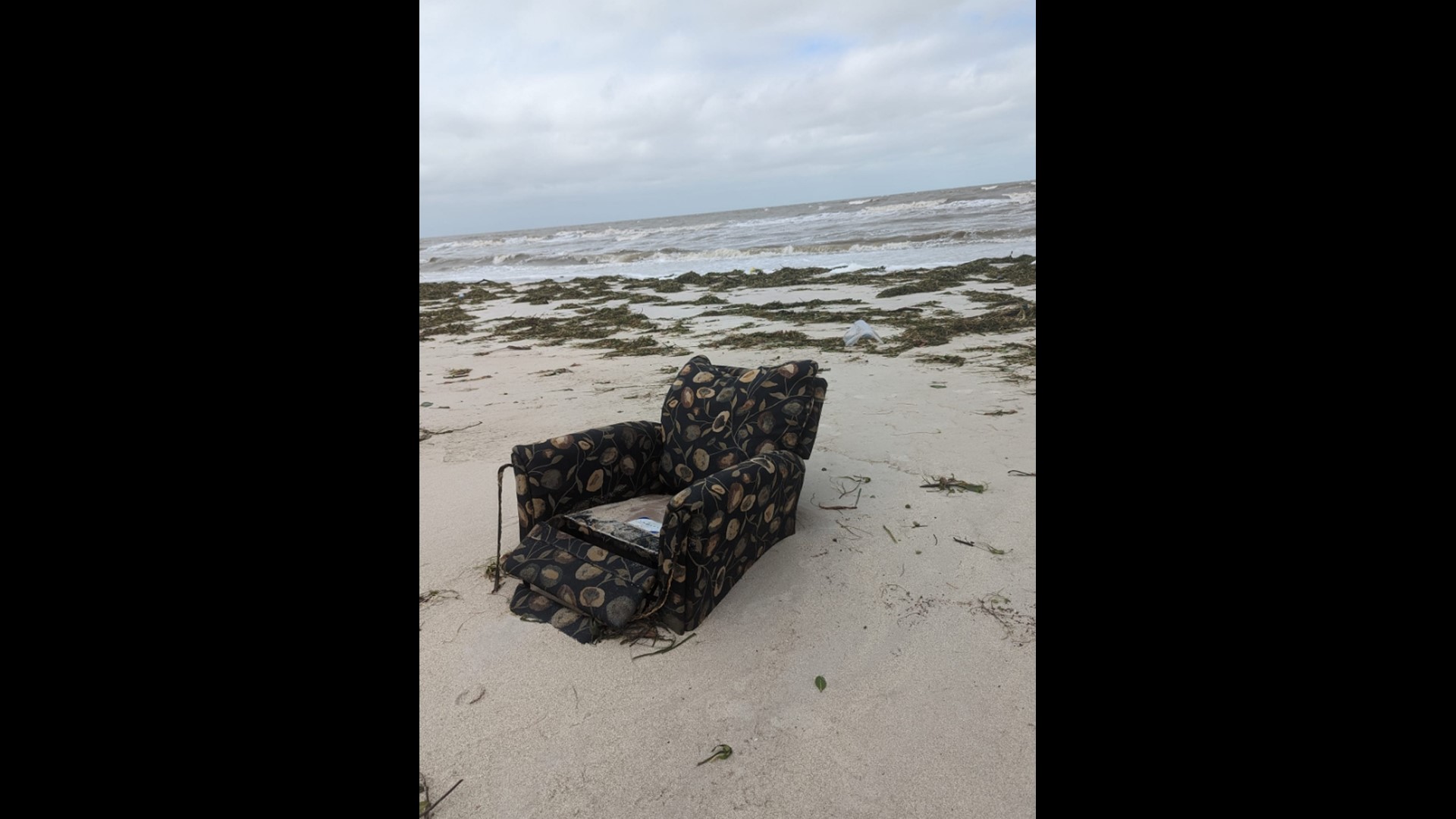 PHOTOS: Aftermath left behind in Naples, Florida following Hurricane ...