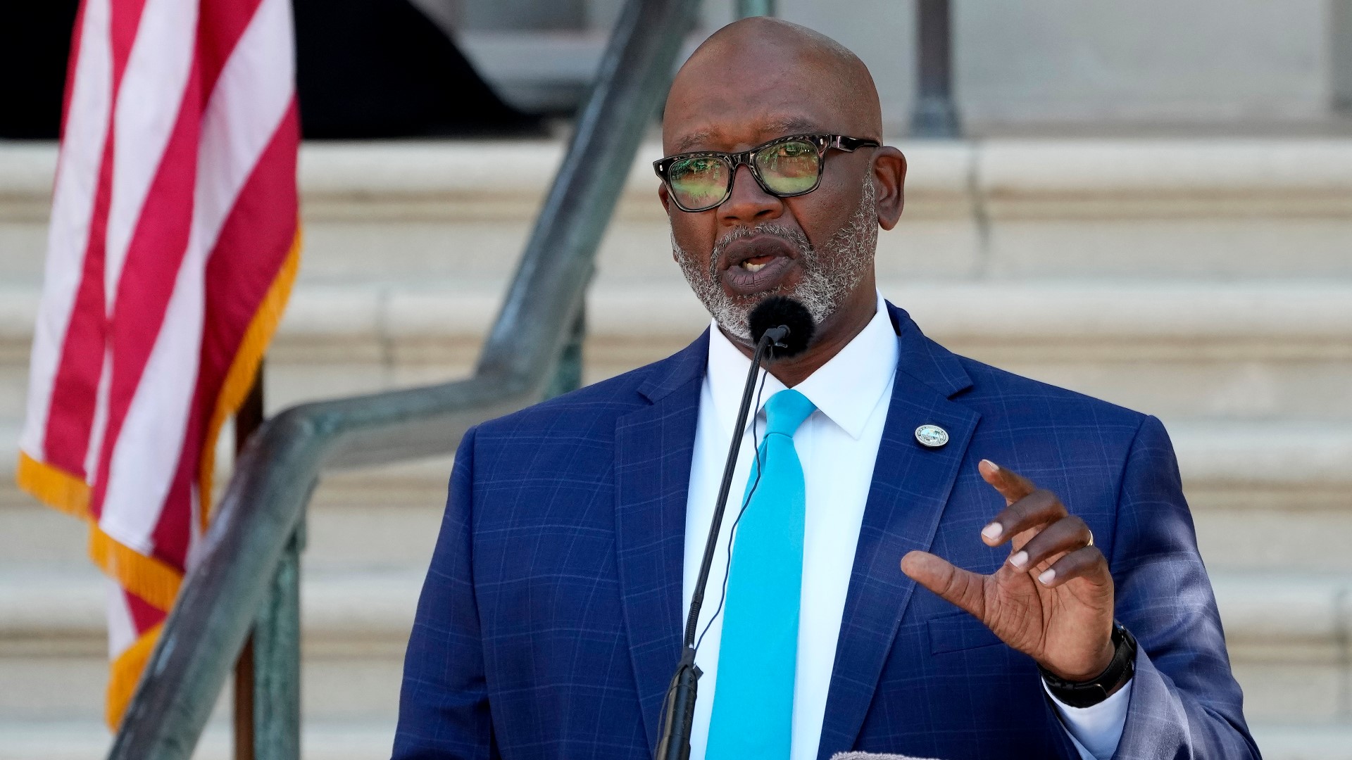 St. Pete mayor launches new Hurricane Helene relief fund | wtsp.com