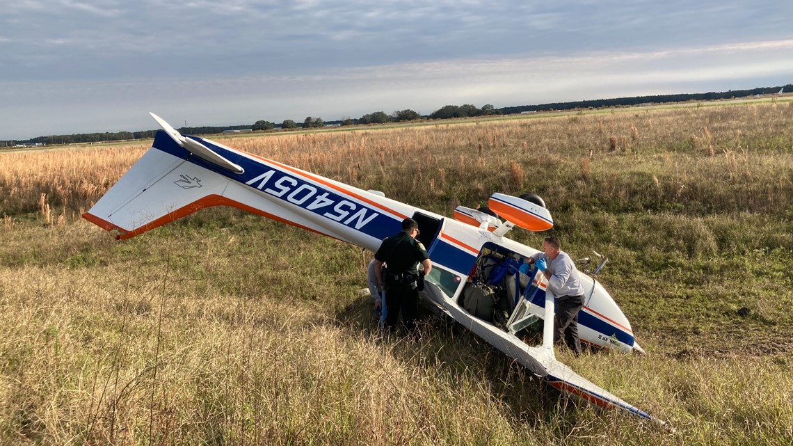 Pilot left with injuries after plane overturns in Brooksville | wtsp.com