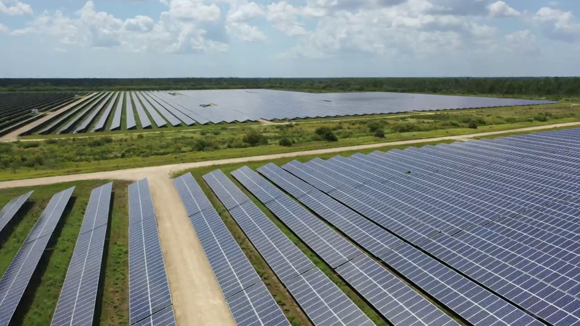 Florida's first solar community is still shining four years later ...