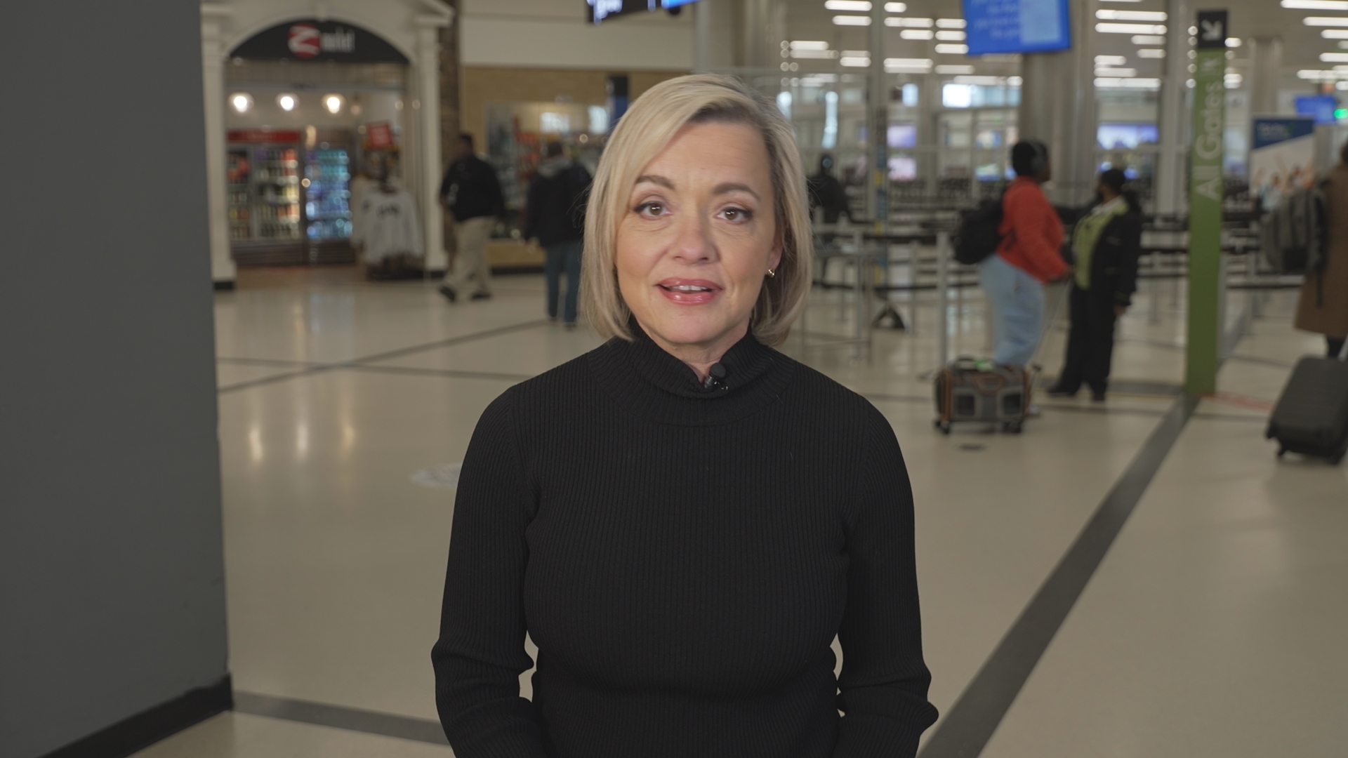 Julie Martin on MONDAY at ATL Hartsfield-Jackson airport Look Live ...