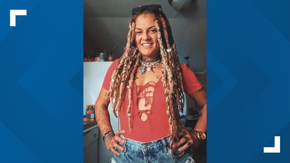 Florida kayaker found dead, another found hanging on pylon | wtsp.com