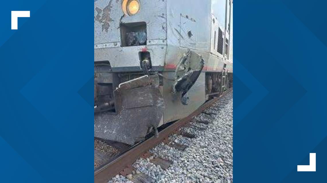 Amtrak train hits car in Lakeland; 3 hurt | wtsp.com
