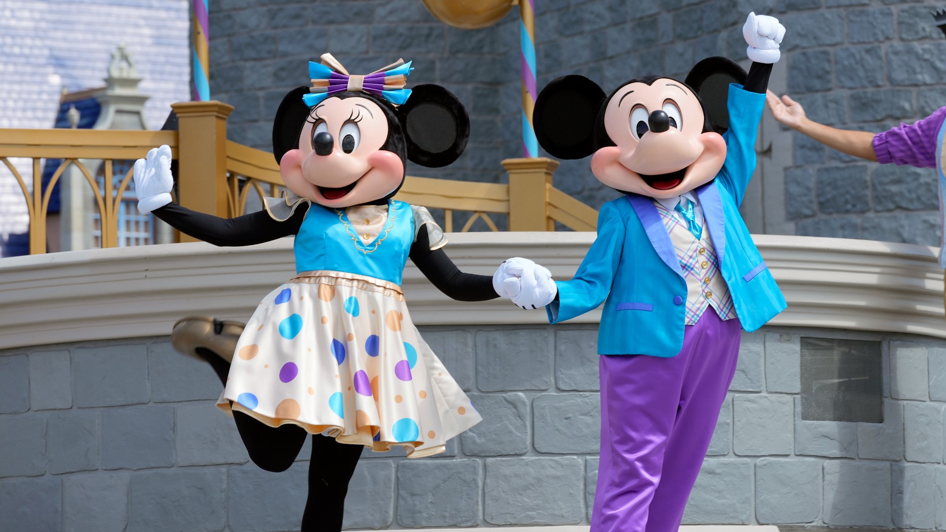 Mickey Mouse to enter public domain in 2024: What it means | wtsp.com