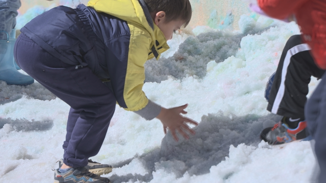 Kindergarten students at Jamerson Elementary School enjoy a day in the ...