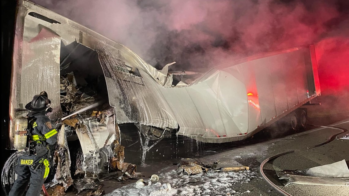 I-75 at River Road in Venice back open after semi-truck fire | wtsp.com