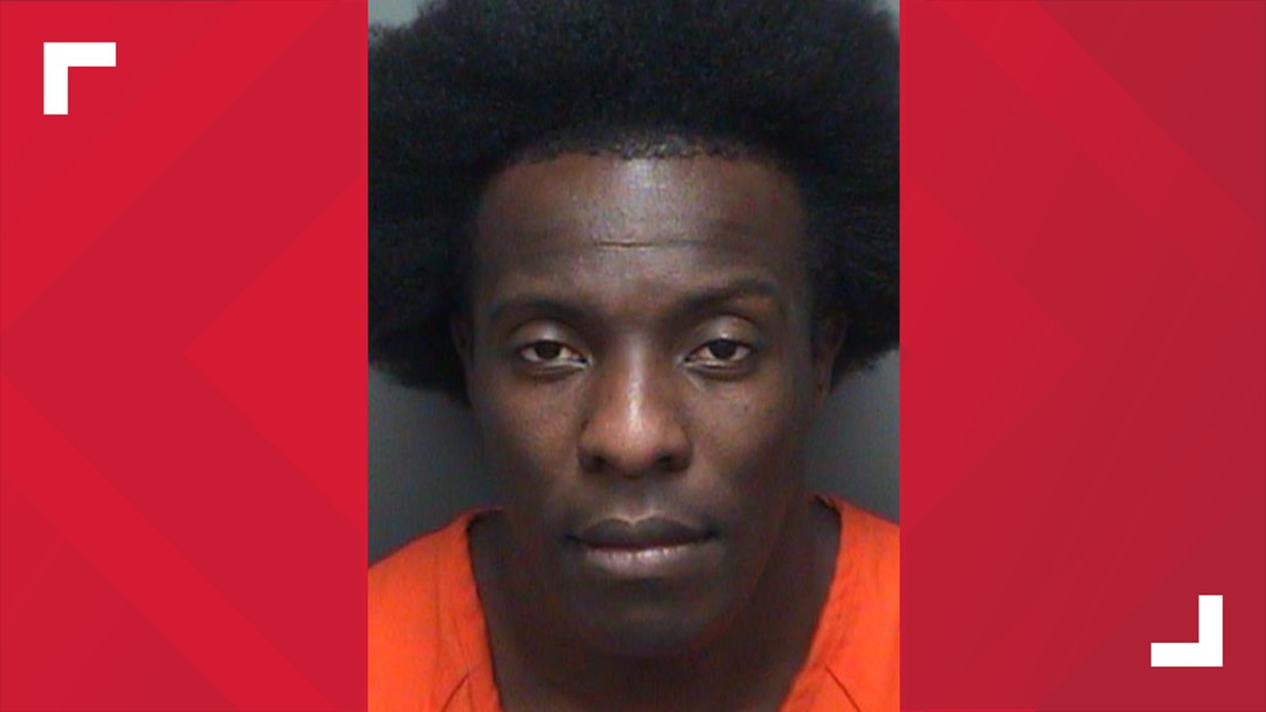 Tampa man accused of making counterfeit money goes back to jail | wtsp.com