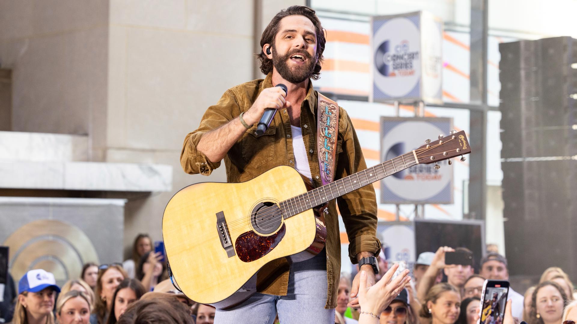Thomas Rhett to headline 2026 Tampa Pig Jig: When tickets go on sale ...