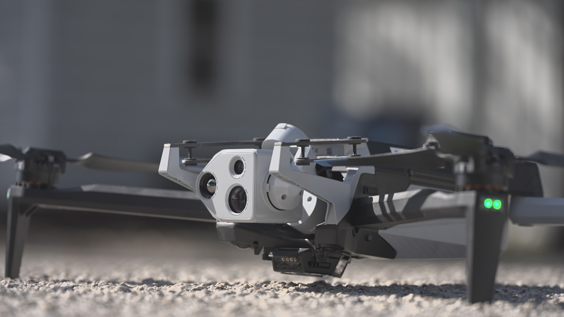 Tampa police turn to VR simulations and drones to enhance safety | wtsp.com