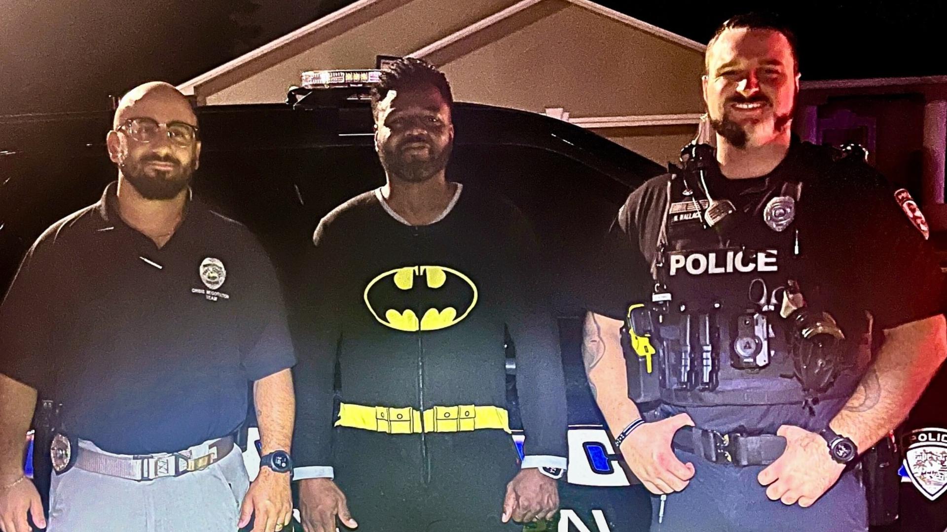 Florida man in Batman pajamas stops burglary | wtsp.com