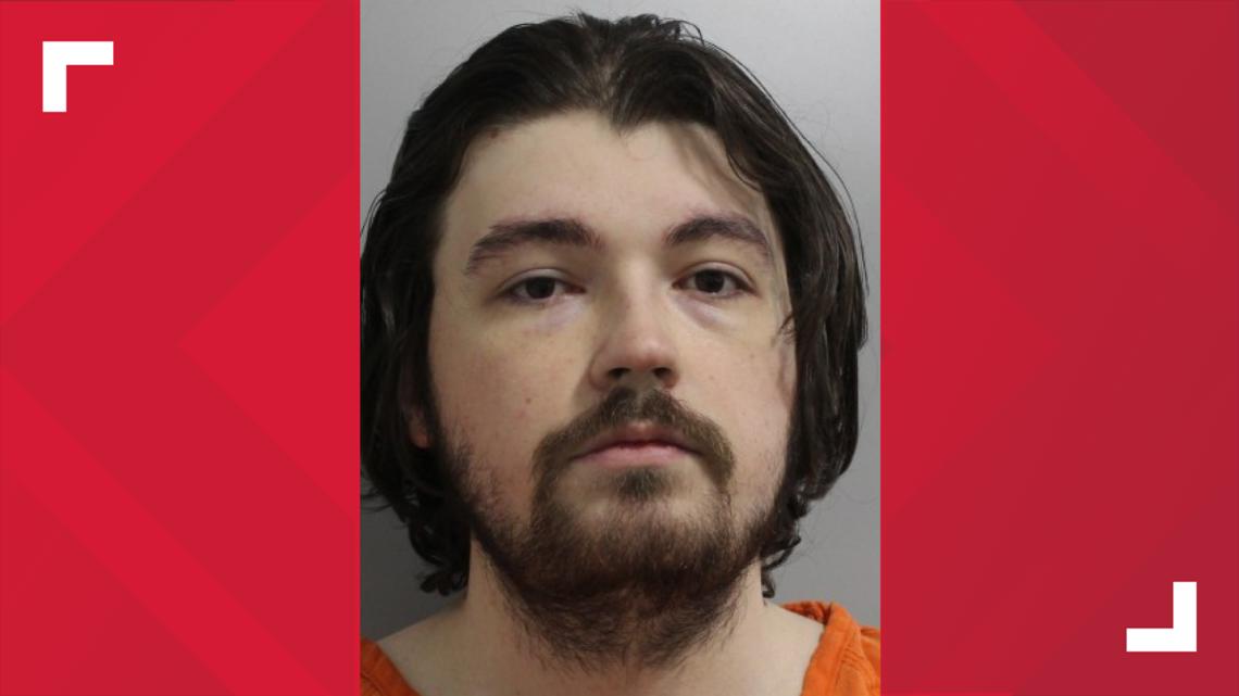 Ex-Polk substitute teacher arrested after sending sexual messages to teen girl | wtsp.com