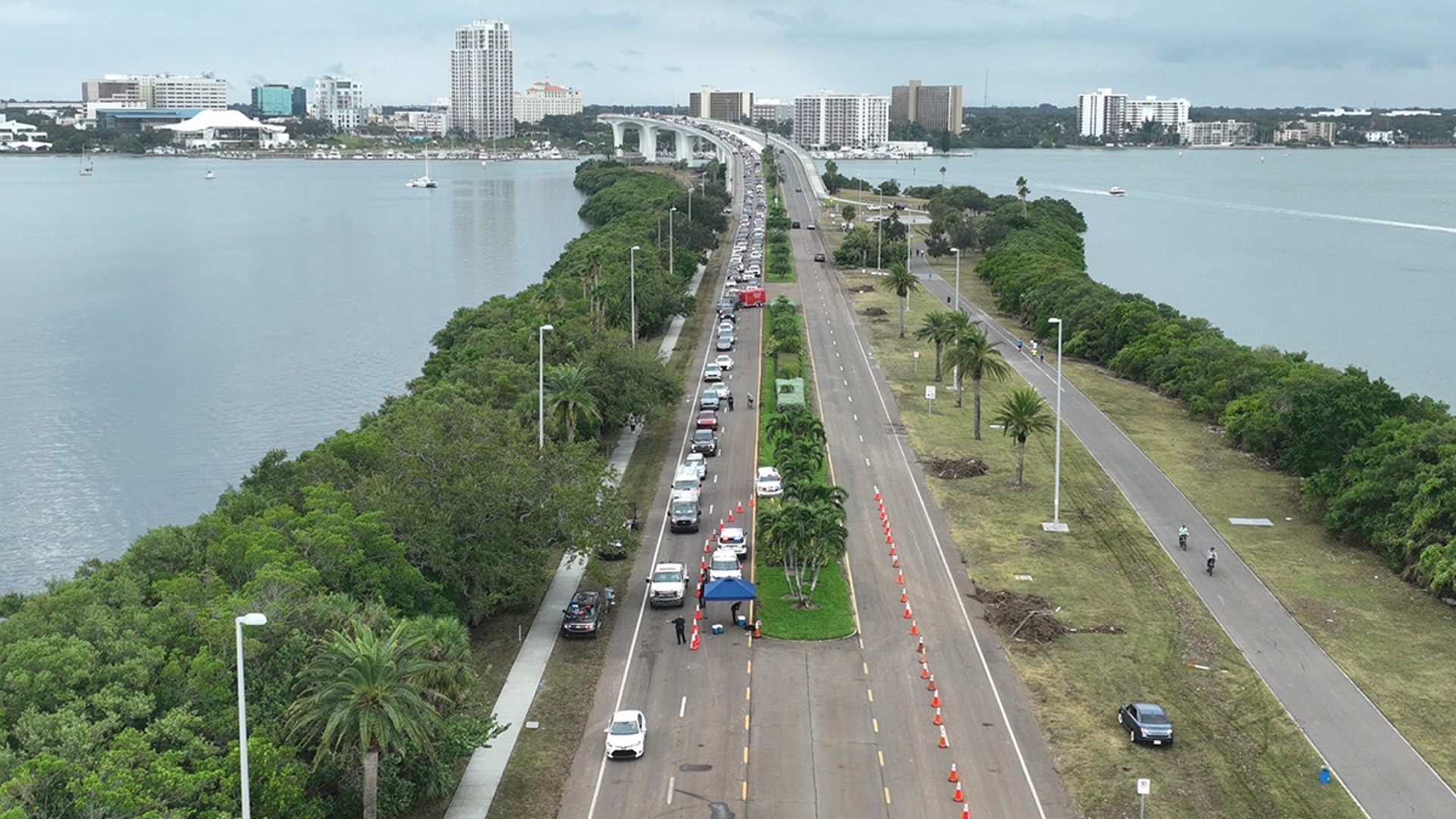 Clearwater Beach reopens to residents, business owners | wtsp.com
