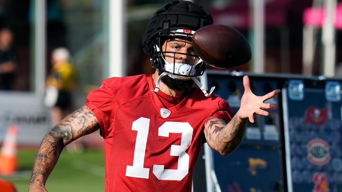 Bucs' Mike Evans eager to ‘put on a show’ as he seeks record-setting season | wtsp.com