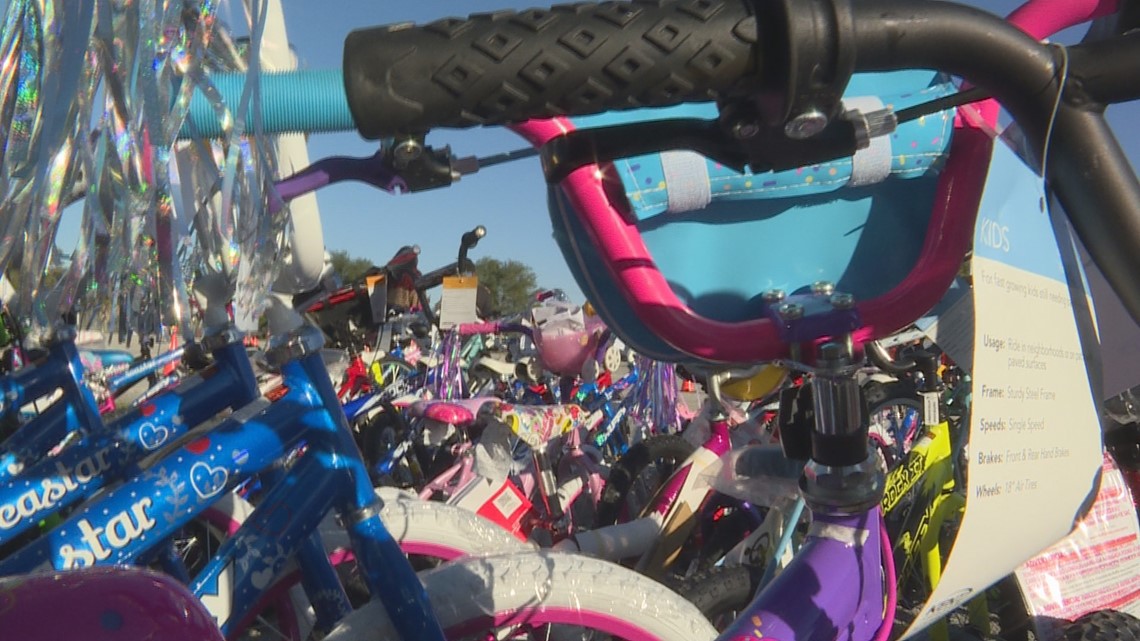100 families gifted bikes from Tampa business owner, organization ...