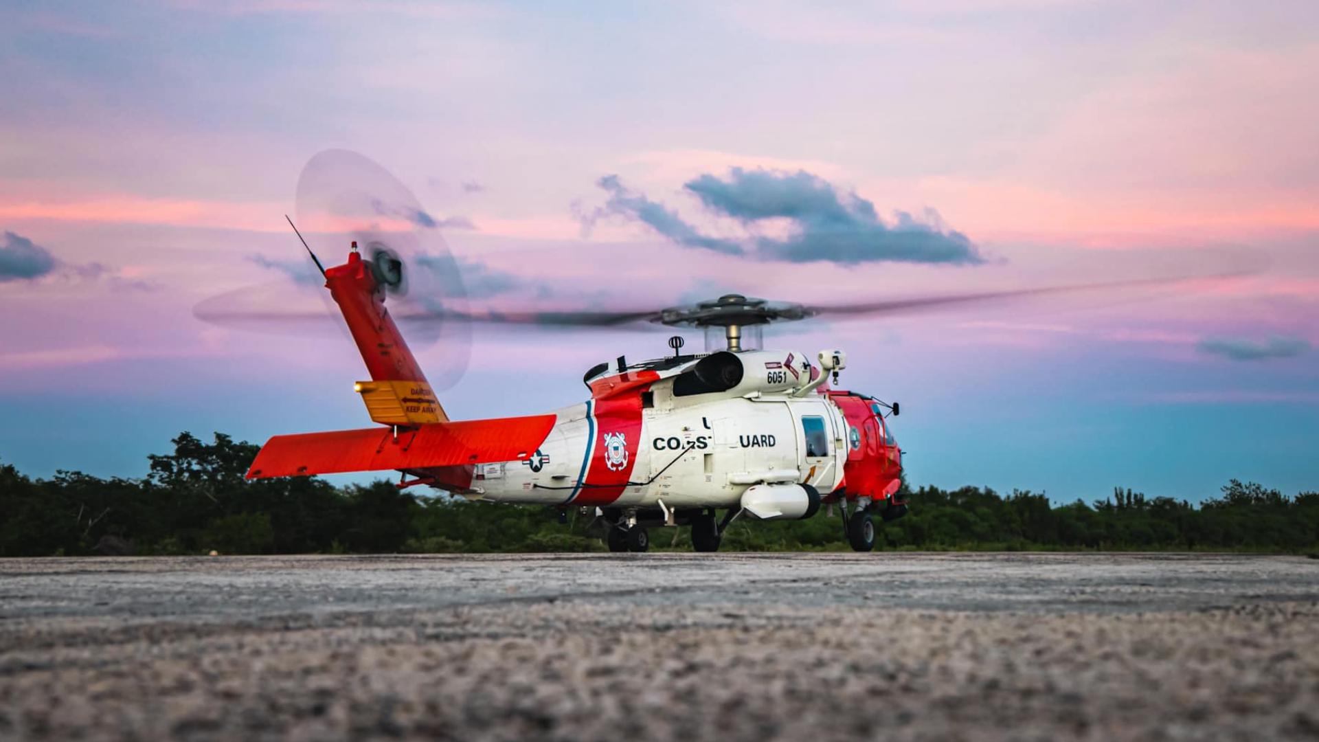 Coast Guard helicopter makes emergency landing in central Florida ...