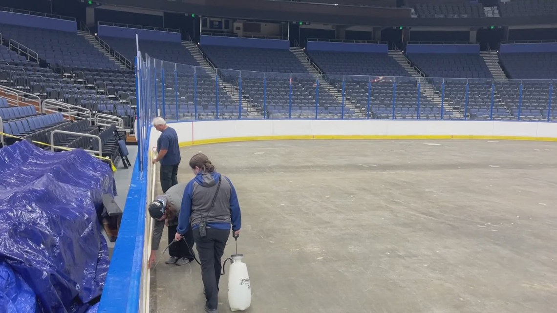 Ice installation begins at Tampa Bay Lightning's ice rink | wtsp.com