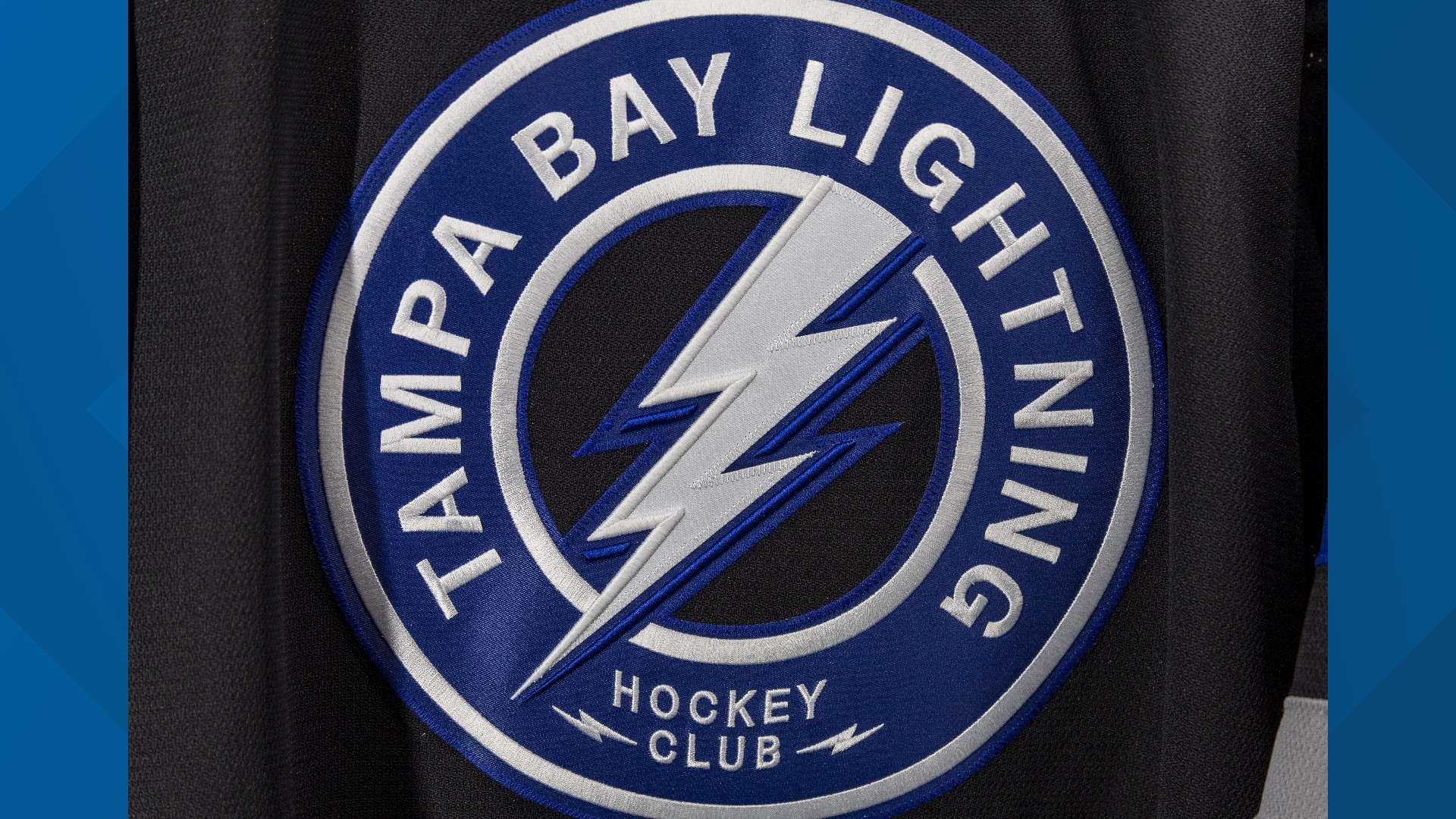Tampa Bay Lightning debut new black jerseys | wtsp.com