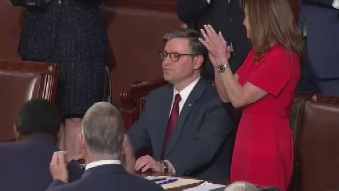 Republican Mike Johnson reelected House speaker vote after dramatic ...