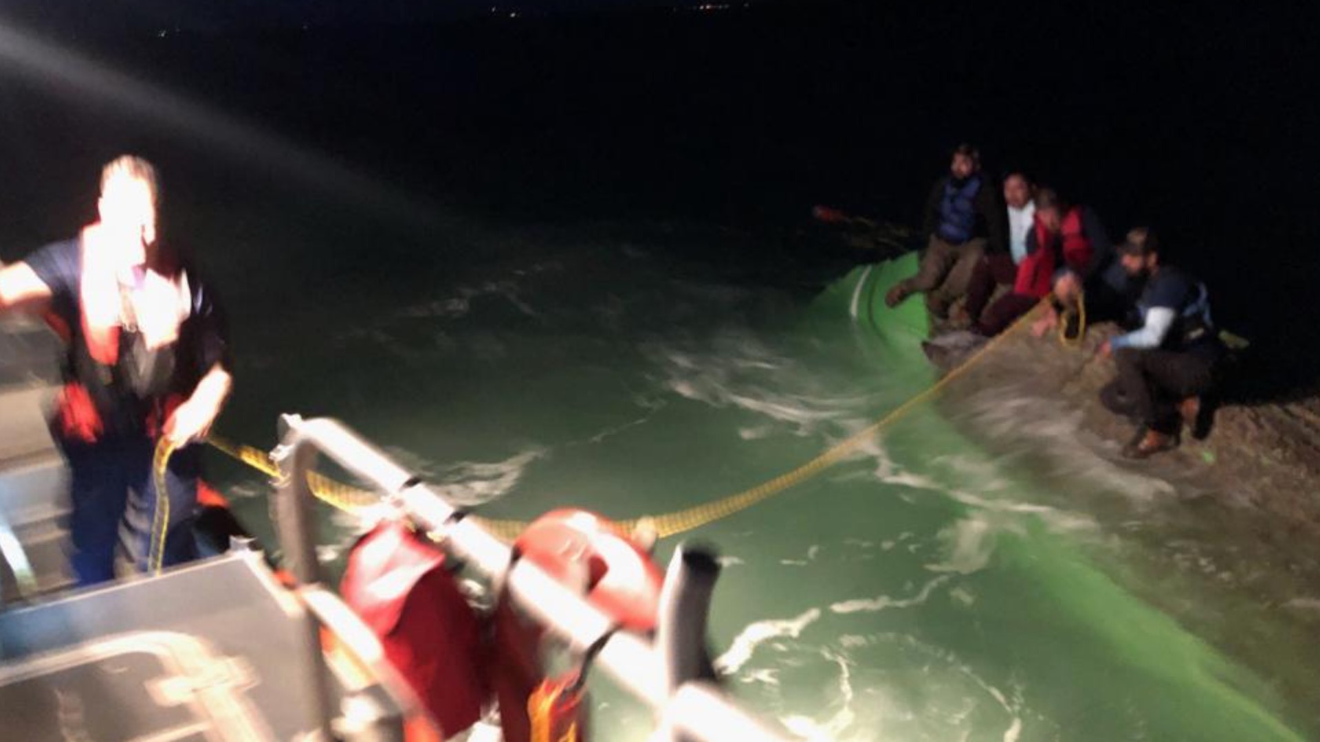 Coast Guard rescues 4 from sinking boat in Tampa Bay | wtsp.com