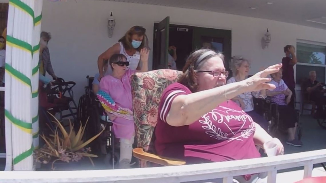 Social distancing Mother's Day parade thrown for seniors | wtsp.com