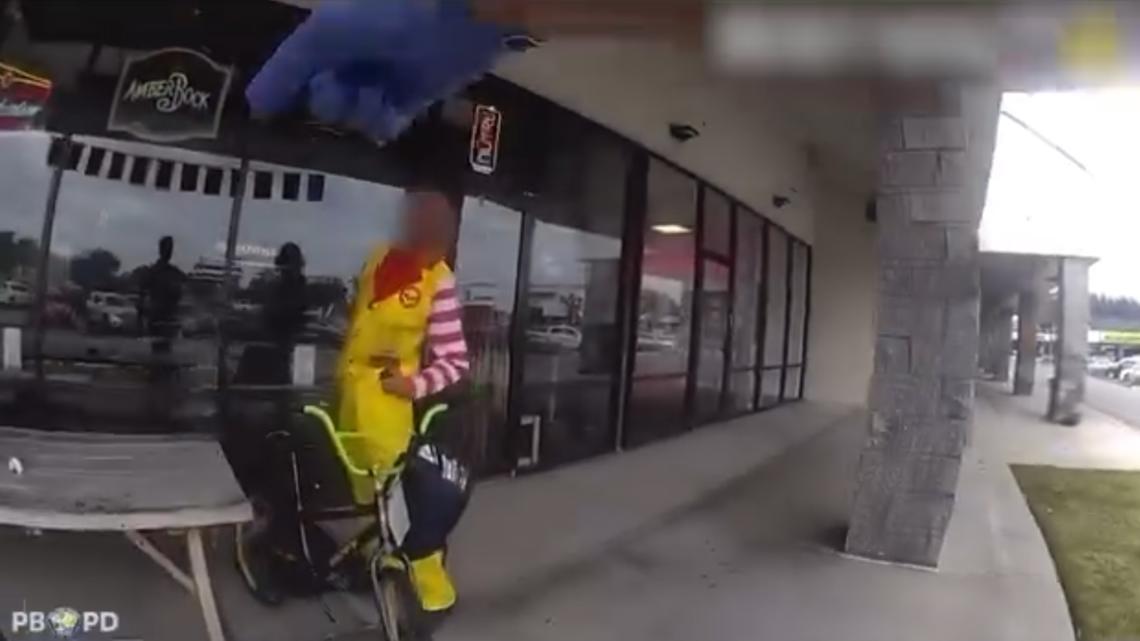 VIDEO: Palm Bay police have confrontation with man dressed as clown ...