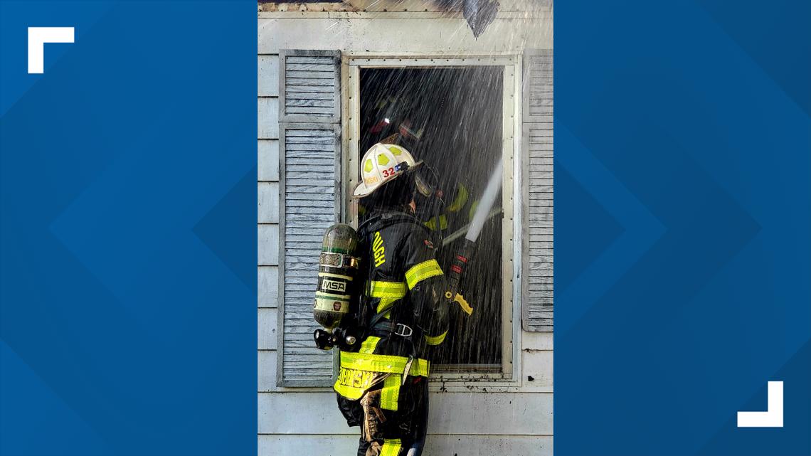 Hillsborough firefighters fight Brandon house fire in 20 minutes | wtsp.com