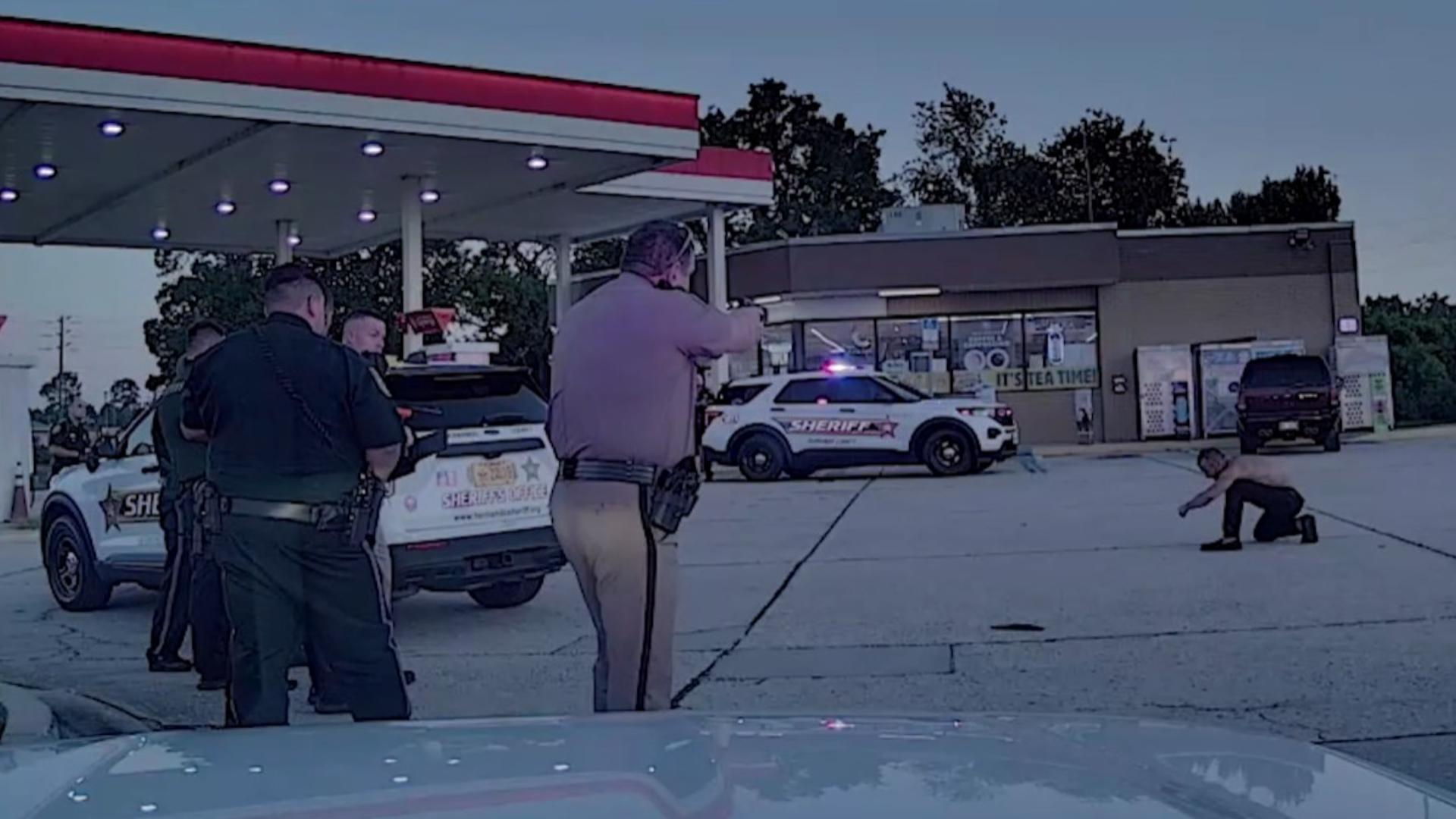 VIDEO: Accused knife-wielding man arrested outside of Spring Hill gas ...