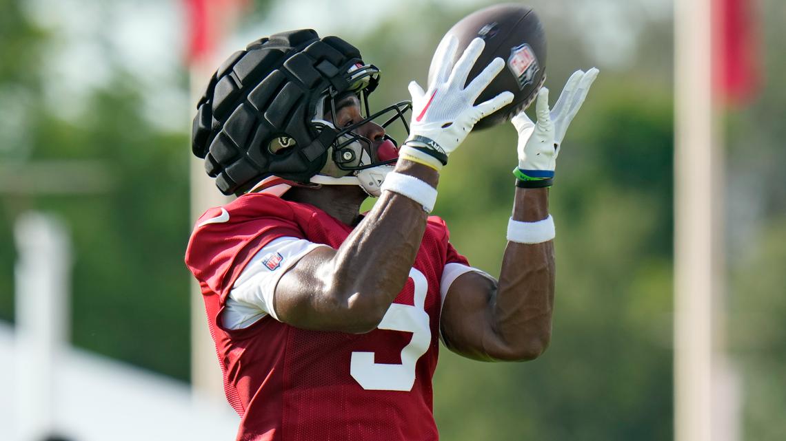 Bucs' wide receiver Kameron Johnson talks making history in Tampa ...