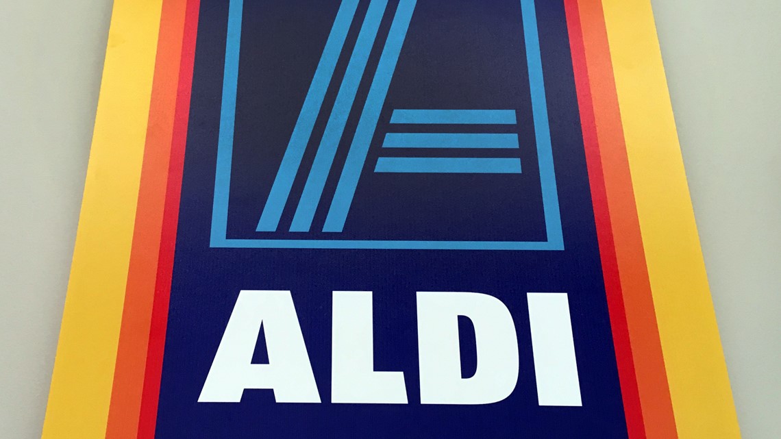Woman crashes into Pasco County Aldi | wtsp.com