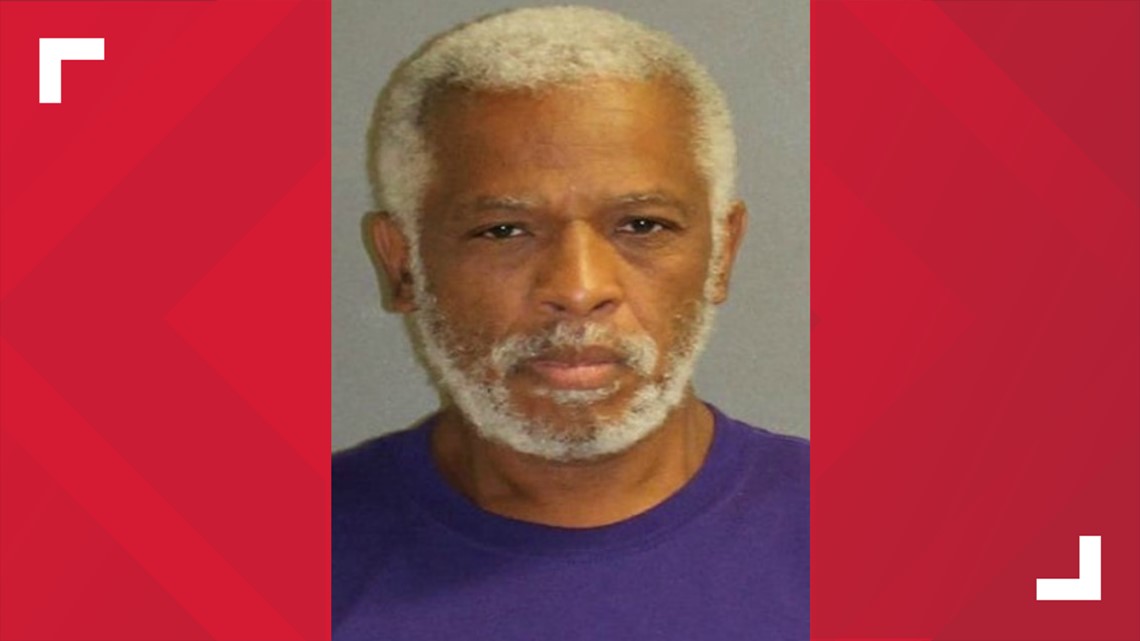 Police: Florida man stabbed library employee in face with scissor ...