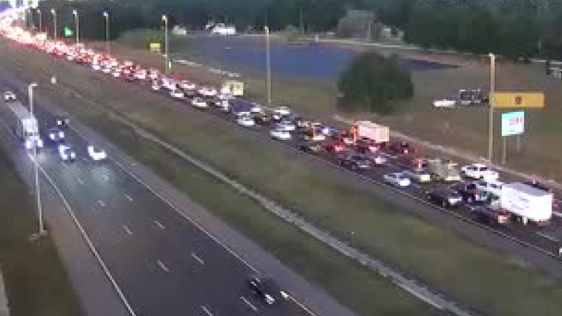 Westbound I-4 near Mango Road backed up due to crash | wtsp.com