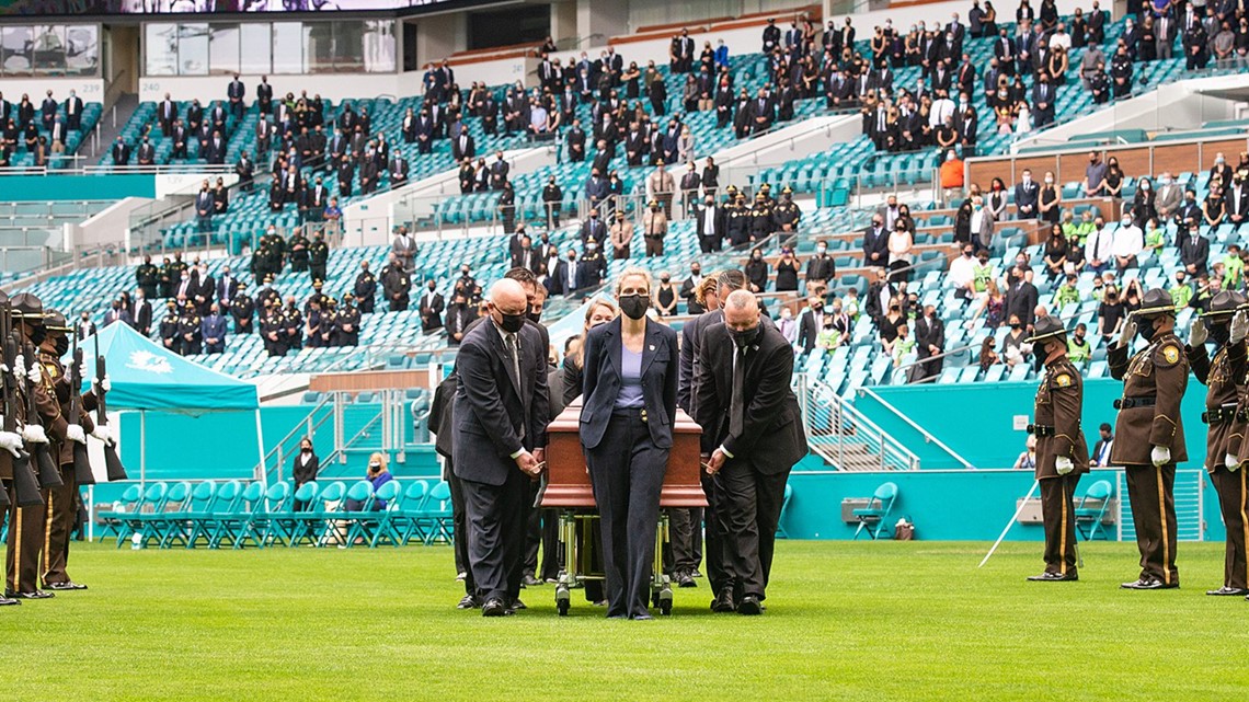 Memorial held for fallen FBI special agents in Miami, Florida | wtsp.com