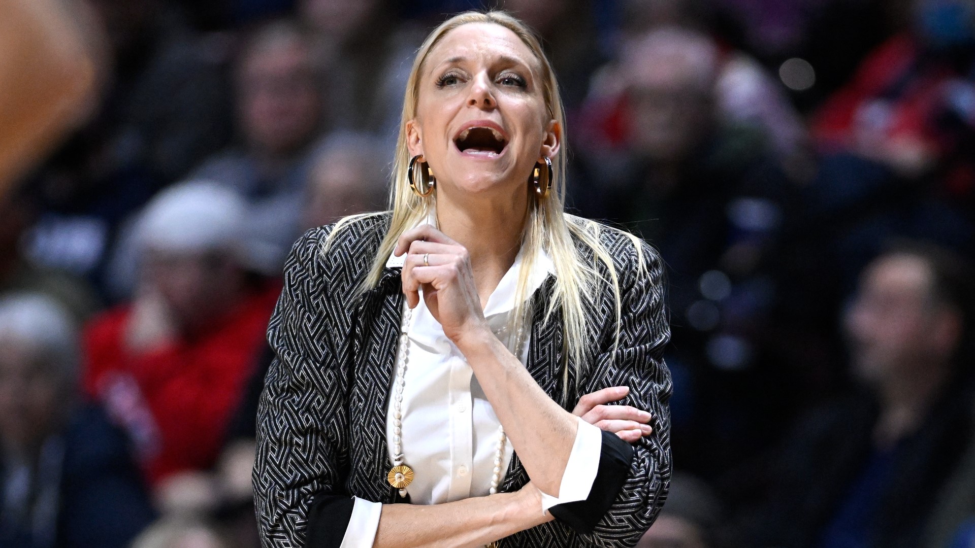 FSU women's coach Brooke Wyckoff diagnosed with breast cancer | wtsp.com