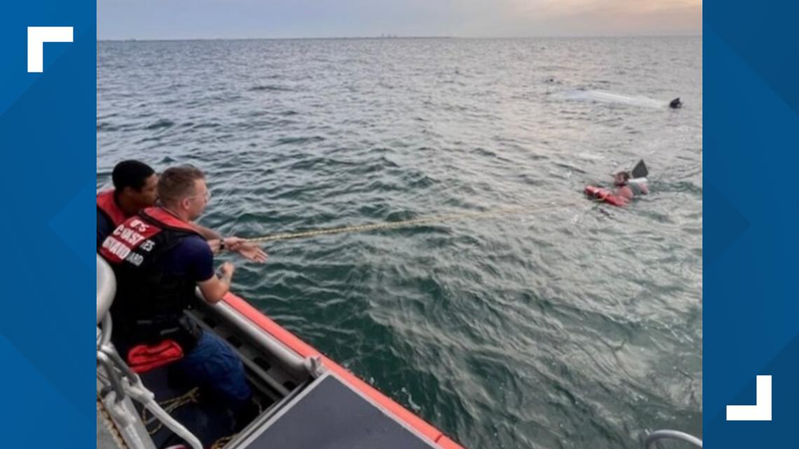 Man saved after boat capsizes near Sunshine Skyway Bridge | wtsp.com