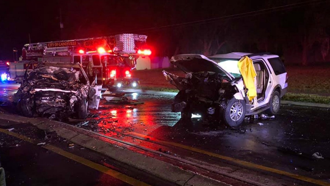 5 dead when cars burst into flames after Florida crash | wtsp.com
