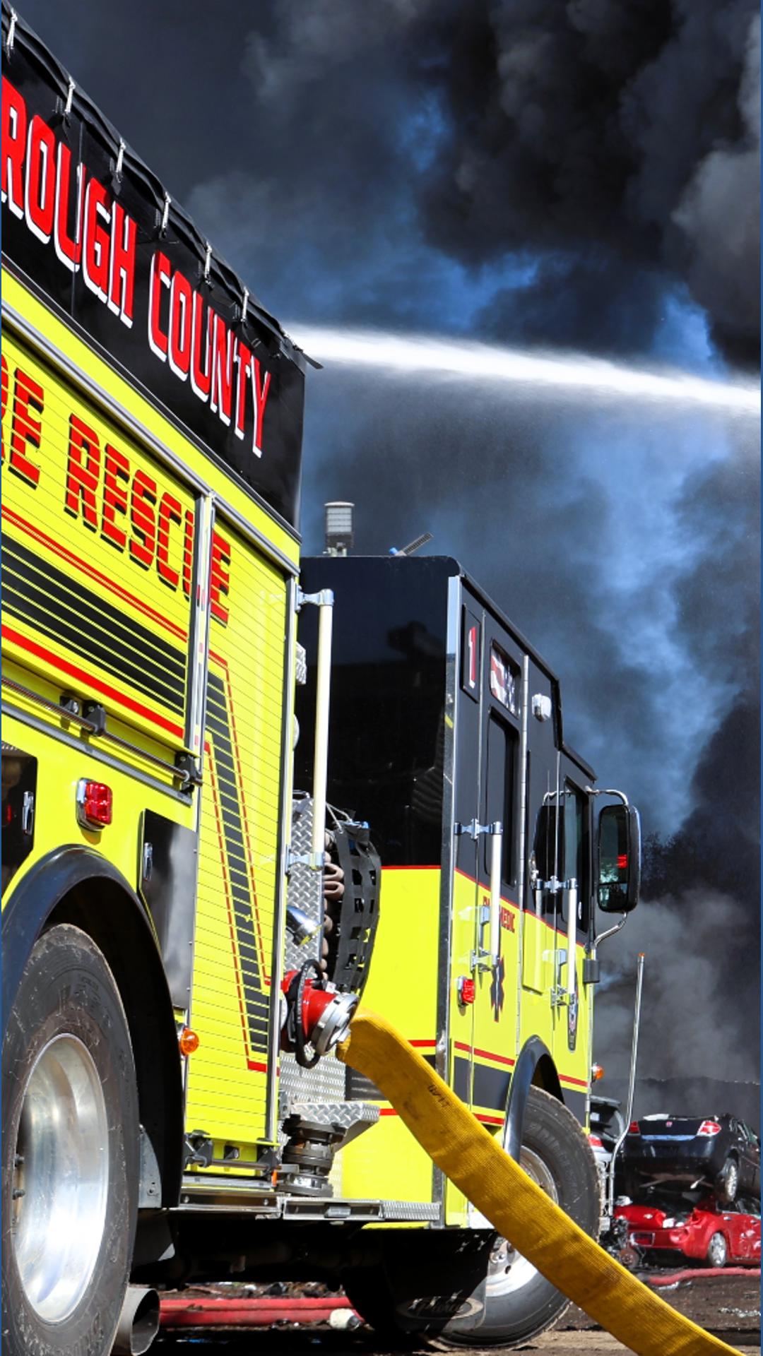 Hillsborough County crews contain 2-alarm fire at Tampa auto salvage ...
